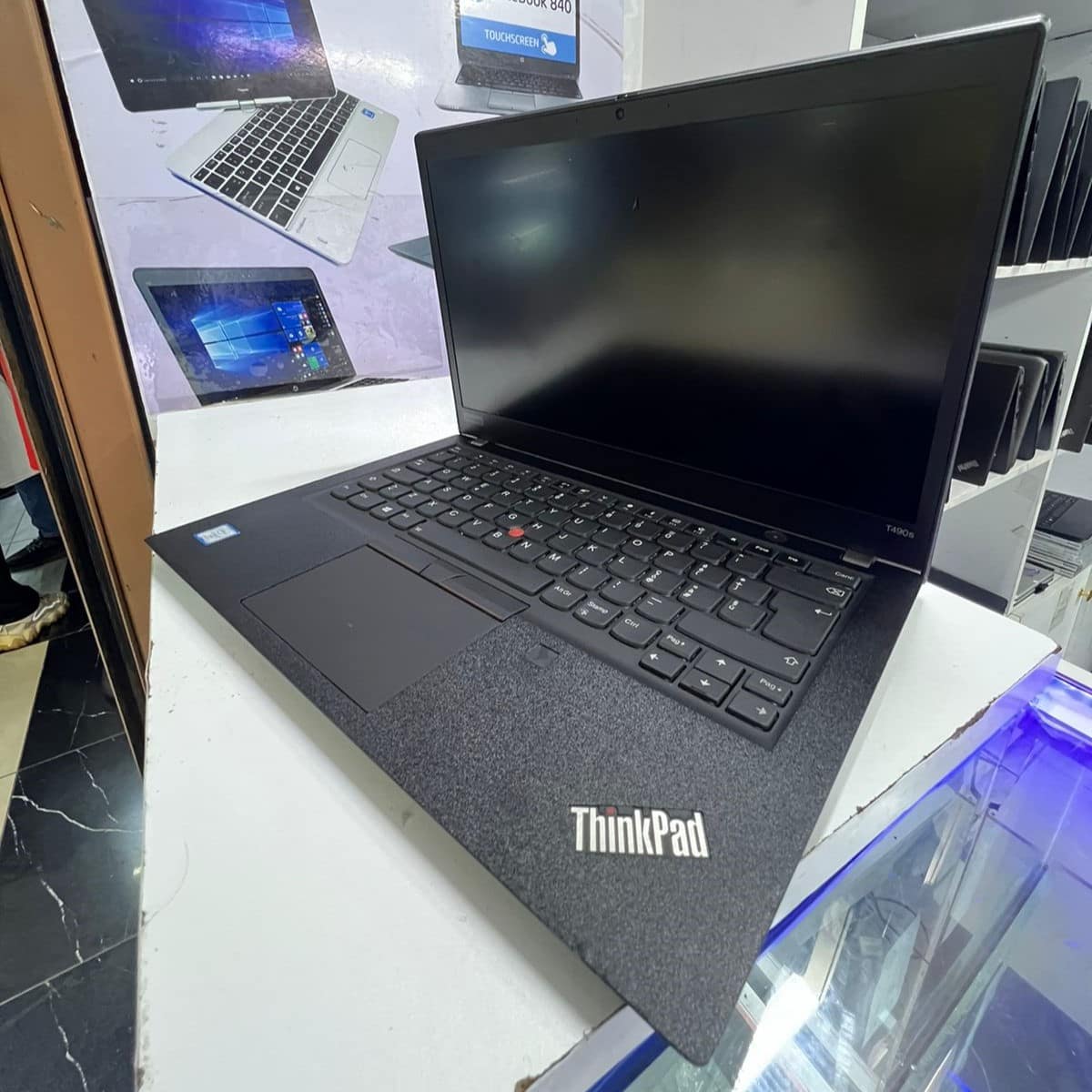 Lenovo ThinkPad T490s (Ex-UK) – Intel Core i7 8th Gen, 16GB RAM, 256GB ...